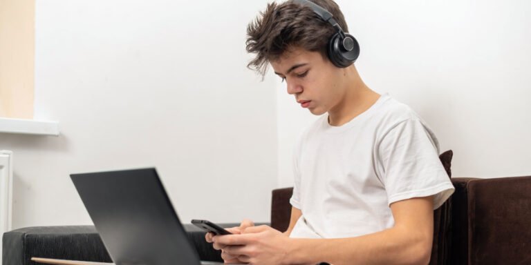 Tips for Co-Parents on Using Technology to Enhance Children's Lives