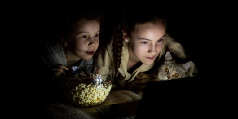 Alarming Psychological Effects of Watching Violent Movies on Children ...
