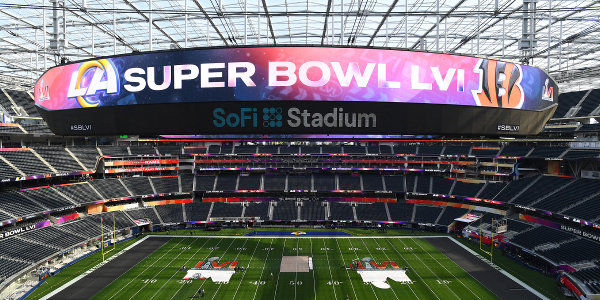 The Super Bowl Showdown: Is It OK to Attend it with Your Child? - Safes
